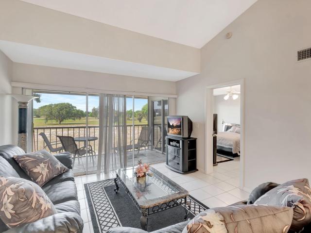 280 NW 67th St, Unit B207, Boca Raton, FL 33487 | MLS #R11153