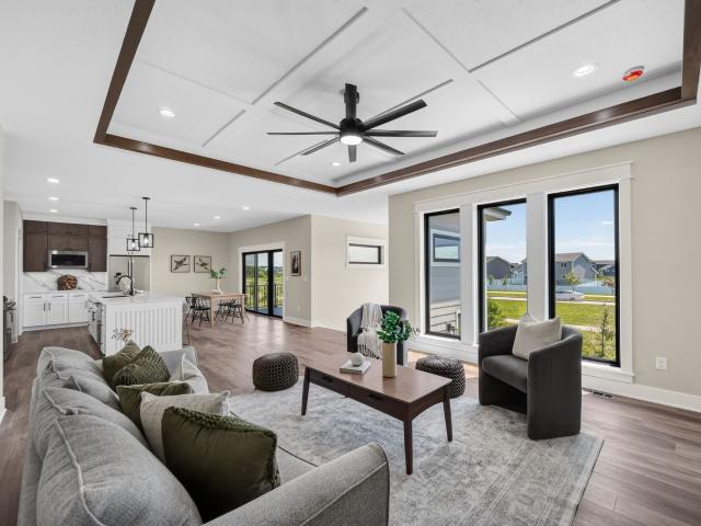 280 NW Copperleaf Court