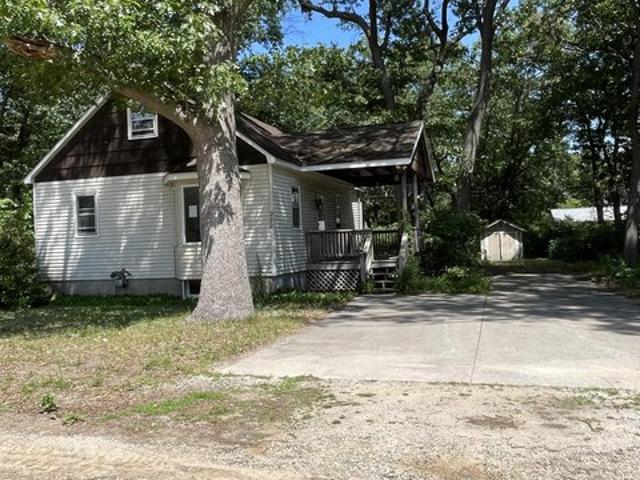 280 Shonat St, Muskegon, MI 49442