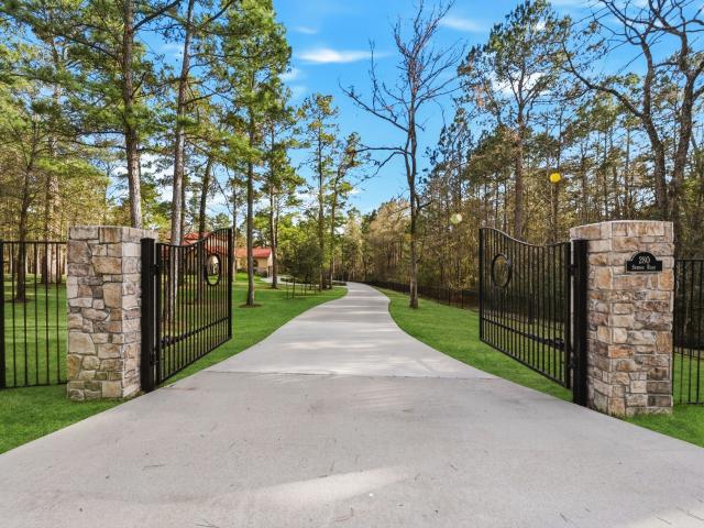 280 Sundog Road