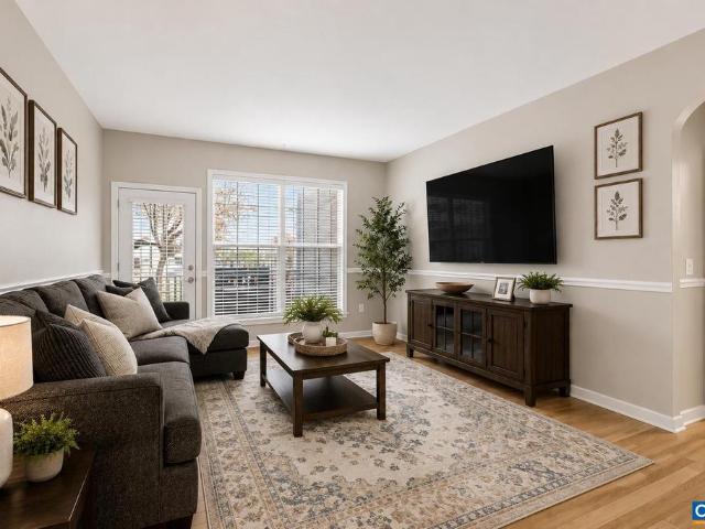 280 Riverbend Dr # 2A