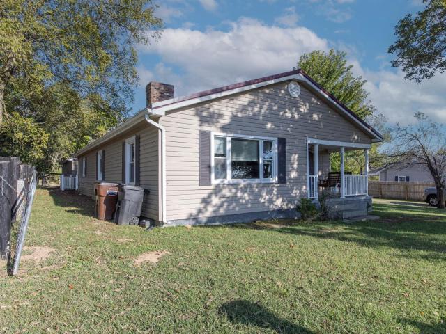 280 Russell Cave Road