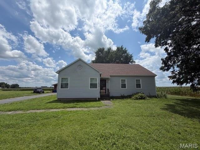 280 W Saint Louis St, Hoyleton, IL 62803