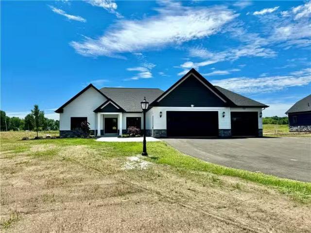 280 WHITTIER RD, SPENCERPORT, NY 14559 Single Family Residence.