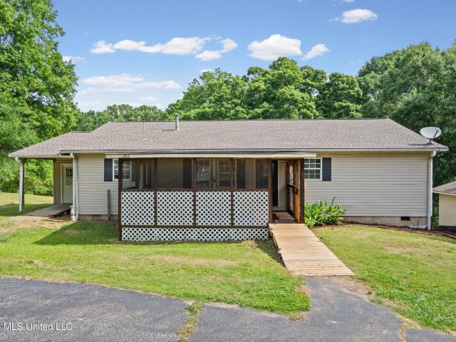 280 Thunderbird Drive
