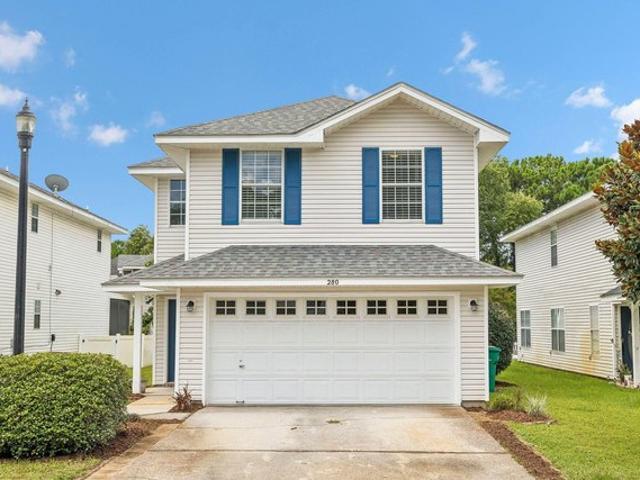 280 Twin Lakes Ln, Destin, FL 32541