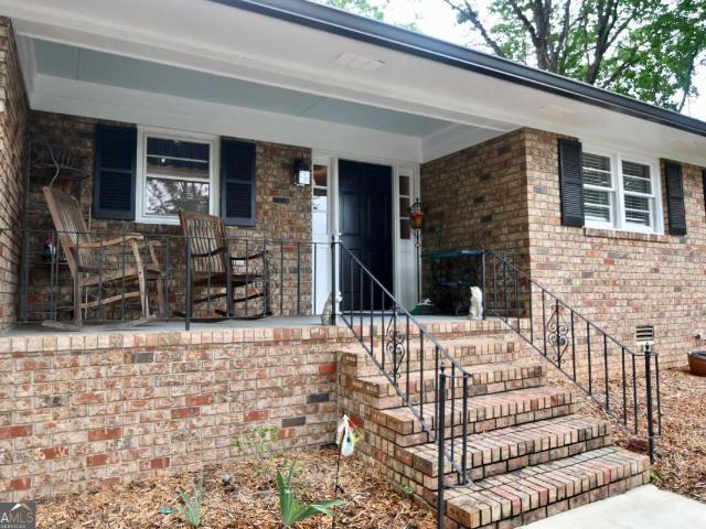280 Valleybrook Drive
