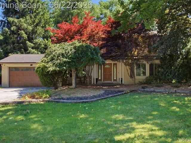 28143 W 12 Mile Rd, Farmington Hills, MI 48334