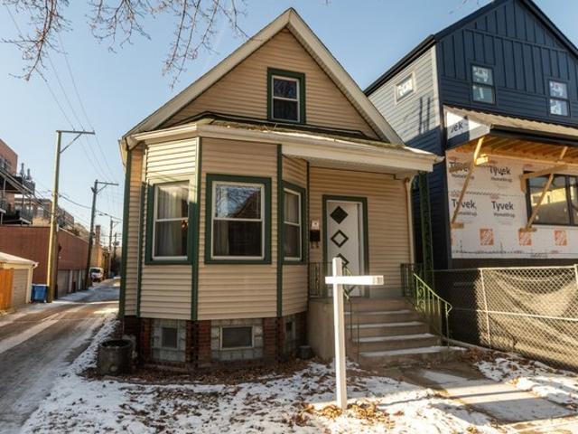 2814 N Maplewood Ave, Chicago, IL 60618