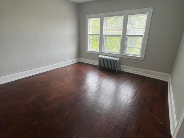 2814 Hampshire Road 2 Bedroom Apartment for Rent at 2814 Hampshire Rd, Cleveland Heights, OH 44118 Cleveland Heights