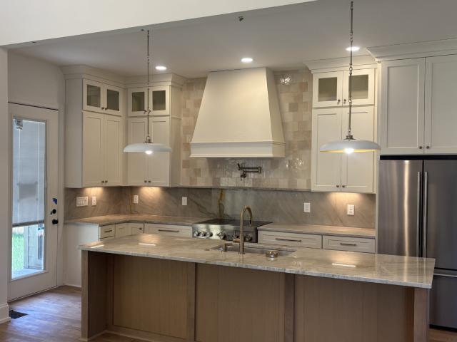 2814 Harriette Ct