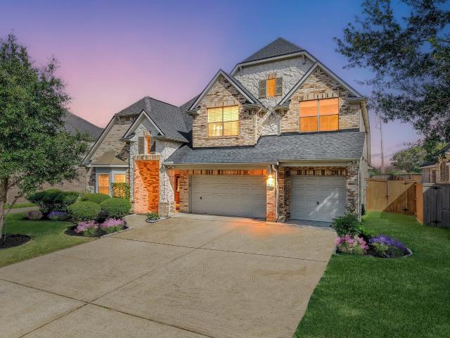 2814 Keagan Falls Drive