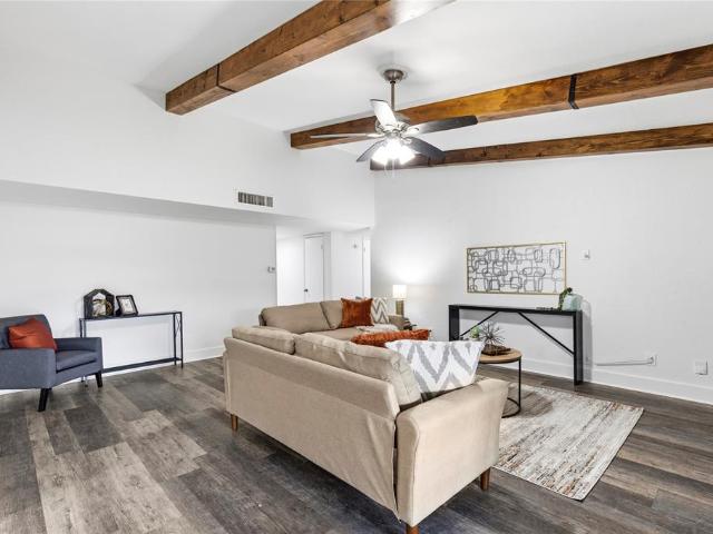 2814 Lindbergh Drive