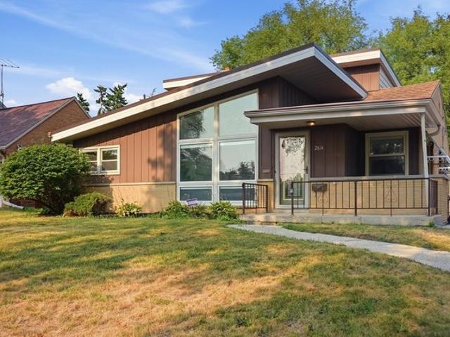 2814 S Cleveland Park Dr, West Allis, WI 53219