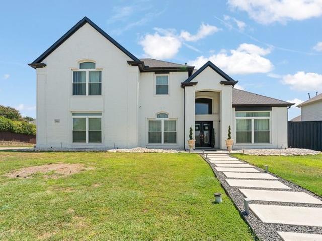 2814 Saint Maria Dr, Mansfield, TX 76063