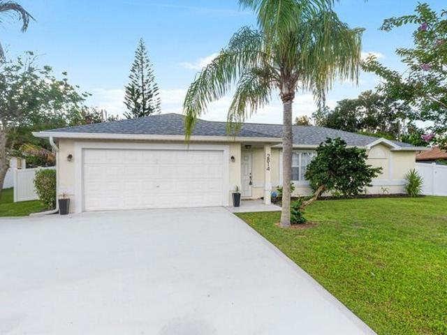 2814 SE Melaleuca Blvd, Port Saint Lucie, FL 34952