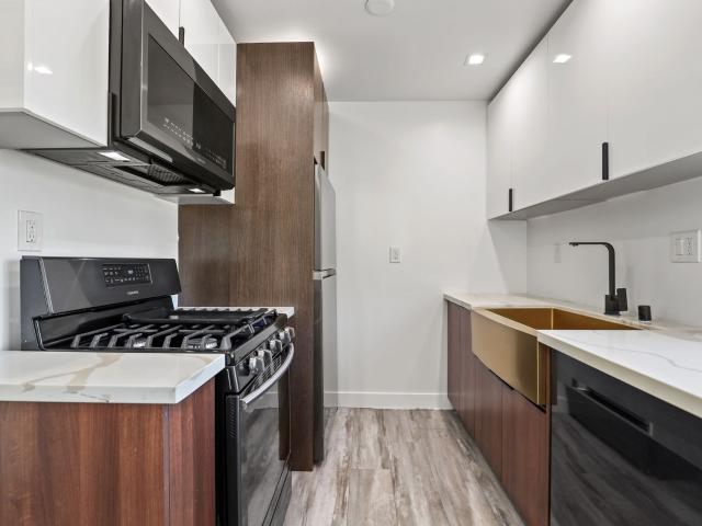 2814 Sichel Street Apartments