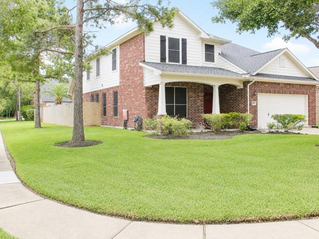 2814 Silver Bend Lane