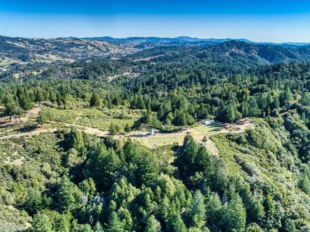 28150 Elkhorn Rd, Yorkville, CA 95494