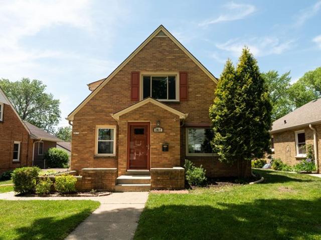 2815 N 88th St Unit 2817, Milwaukee, WI 53222