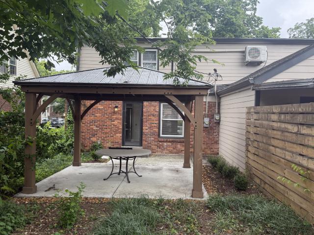 2815 Acklen Ave