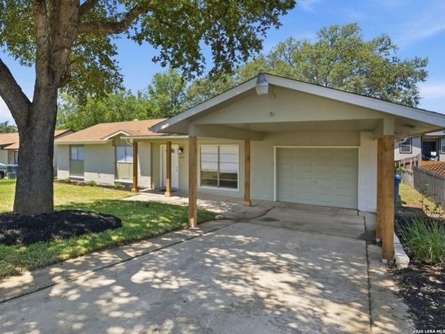 2815 Big Horn Dr, San Antonio, TX 78228