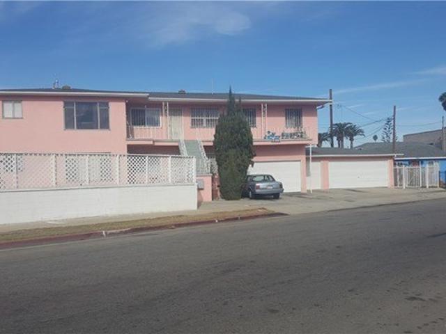 2815 Hyde Park Blvd, Los Angeles, CA 90043