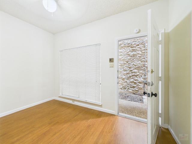 2815 Rio Grande St # 109