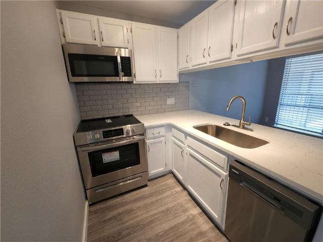 2815 rio grande st # 215