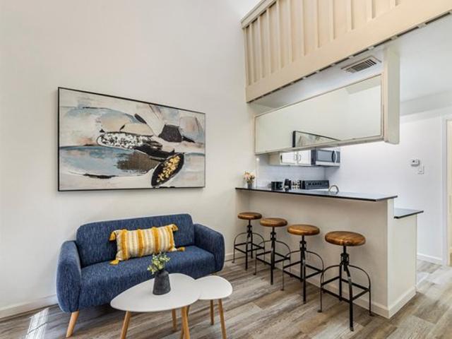 2815 Rio Grande St Apt 204, Austin, TX 78705