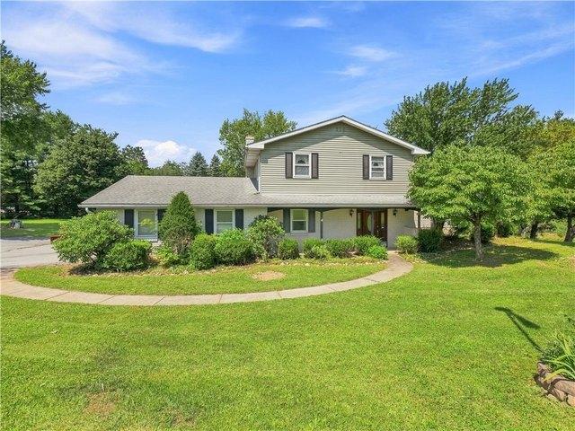 2815 Semmel Rd, North Whitehall Township, PA 18080