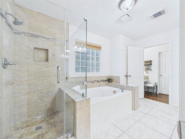 2815 Village Dale Ave, Houston, TX 77059