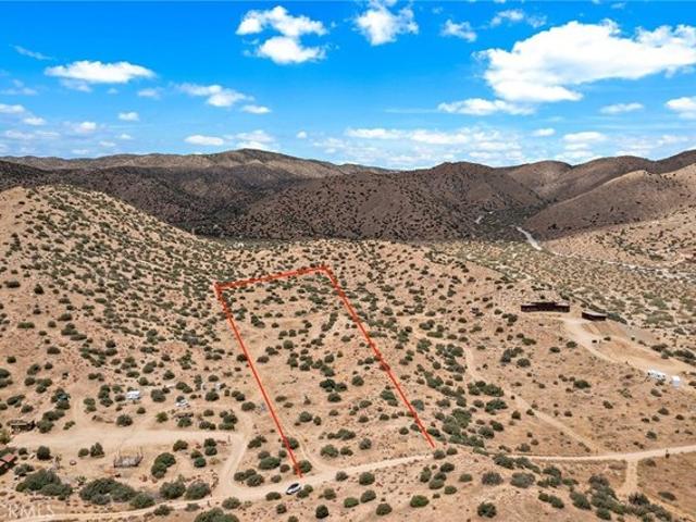 2816 Orange Trl, Pioneertown, CA 92268