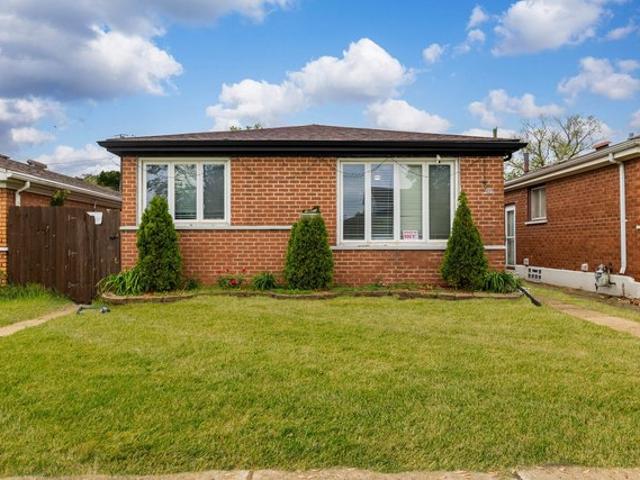 2816 E 127th St, Chicago, IL 60633