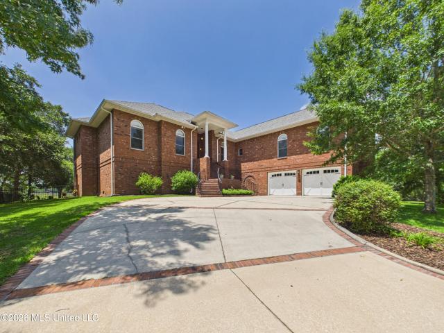 2816 Eagle Pine Drive