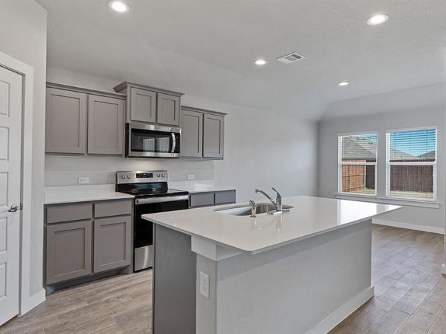 2816 Hawk Drive