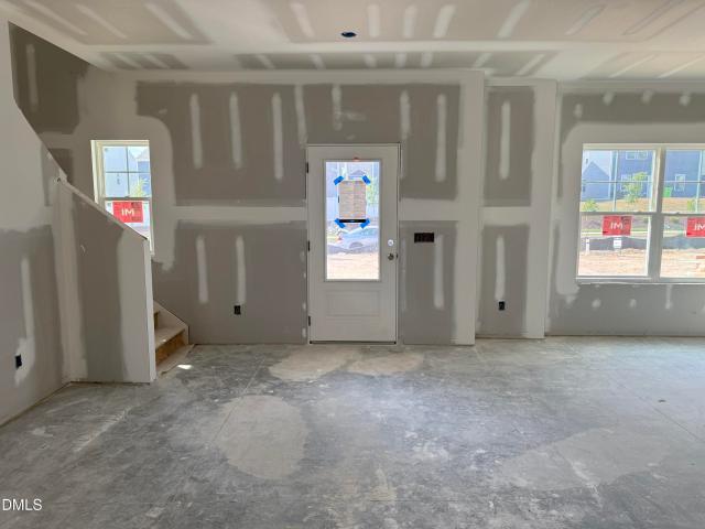 2816 Quarry Road 180