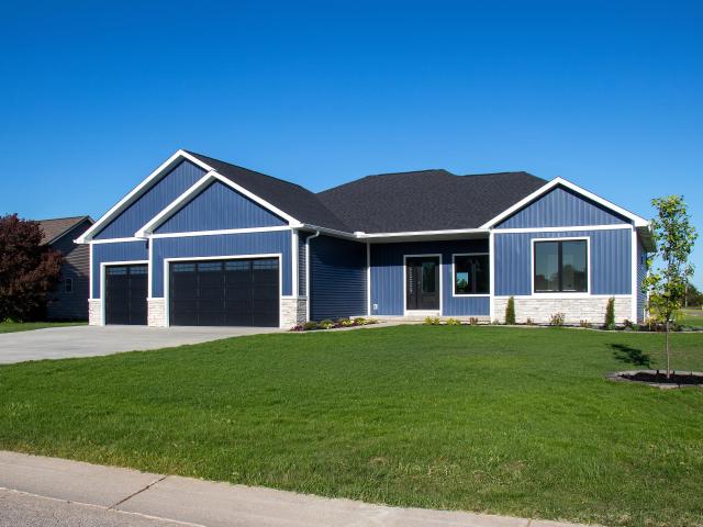 2816 W Crossroads Drive