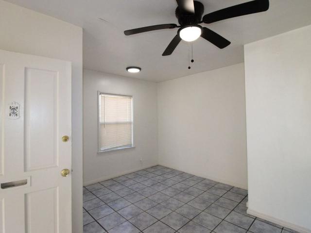 2816 W Vernon Ave 2 Bedroom Apartment for Rent at 2816 W Vernon Ave, Los Angeles, CA 90008 Park Mesa Heights