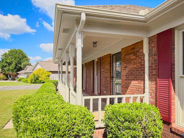 2816 Winthrop Drive