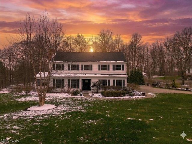 2816 Woodbridge Rd, Hudson, OH 44236