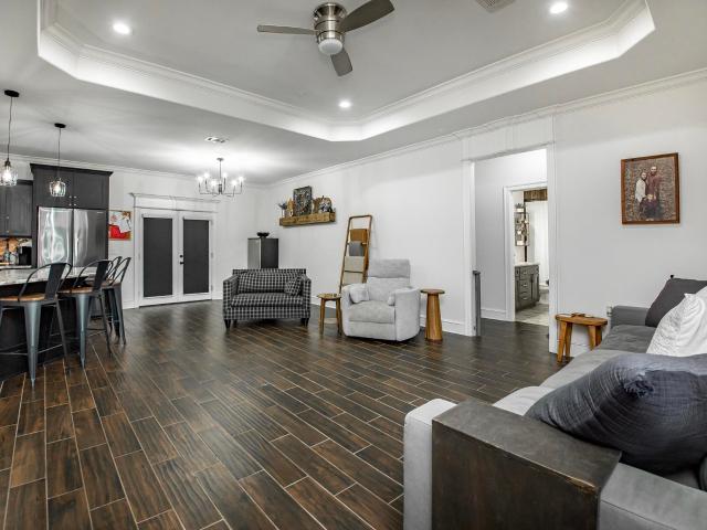 2817 Moonstone Cove