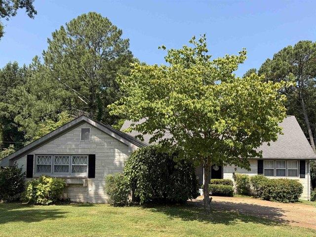 2817 Burleson St, Florence, AL 35633