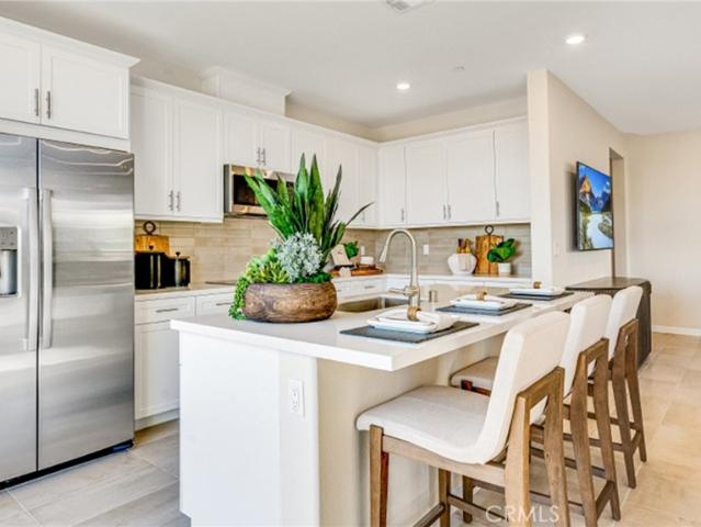2817 E Amberley Privado, Ontario, CA 91762 | MLS #SW26068 | Compass