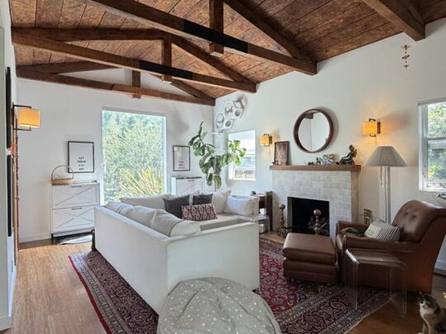 2817 Virginia Ave, Santa Monica, CA 90404 | MLS #26769 | Compass