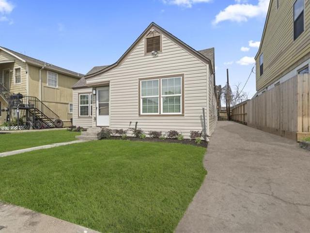2817 Winbern St, Houston, TX 77004