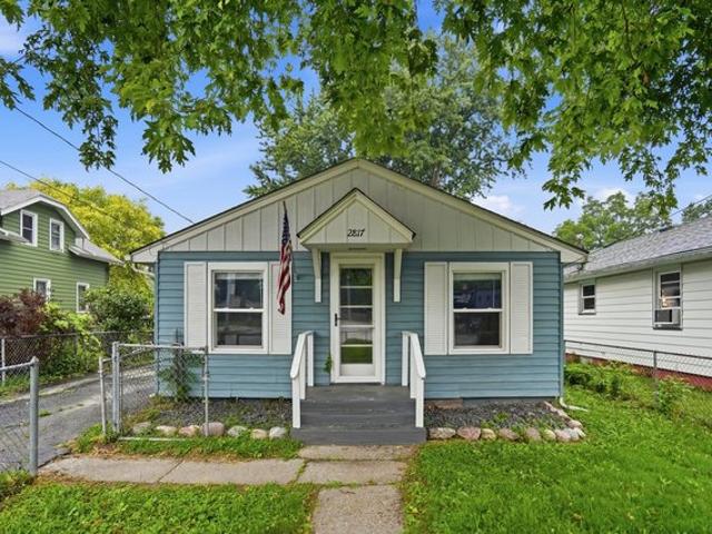 2817 19th St, East Moline, IL 61244