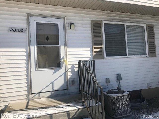 28185 Raleigh Crescent Dr Unit 106, Chesterfield Township, MI 48051