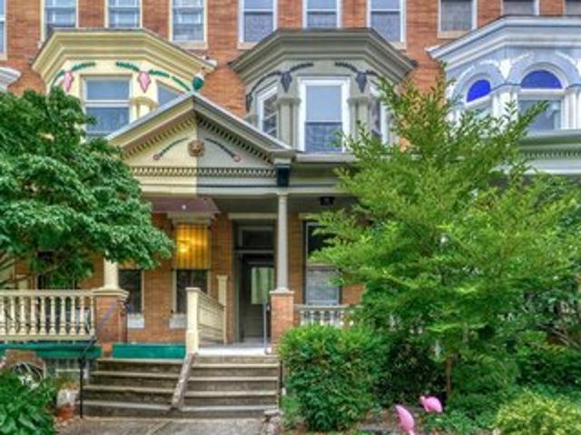 2818 N Calvert St, Baltimore, MD 21218