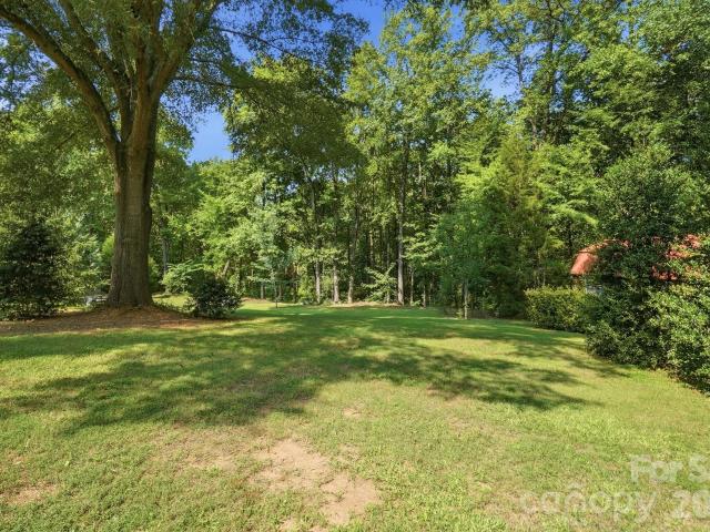 2818 Castlebrook Drive